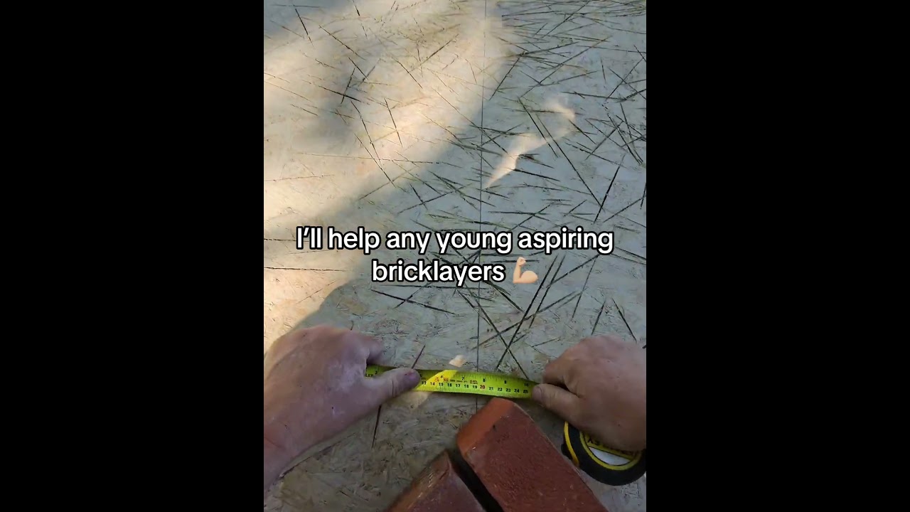 I love helping your aspiring bricklwork #bricklayer #brickwork #construction #tips #aspiring #fyp