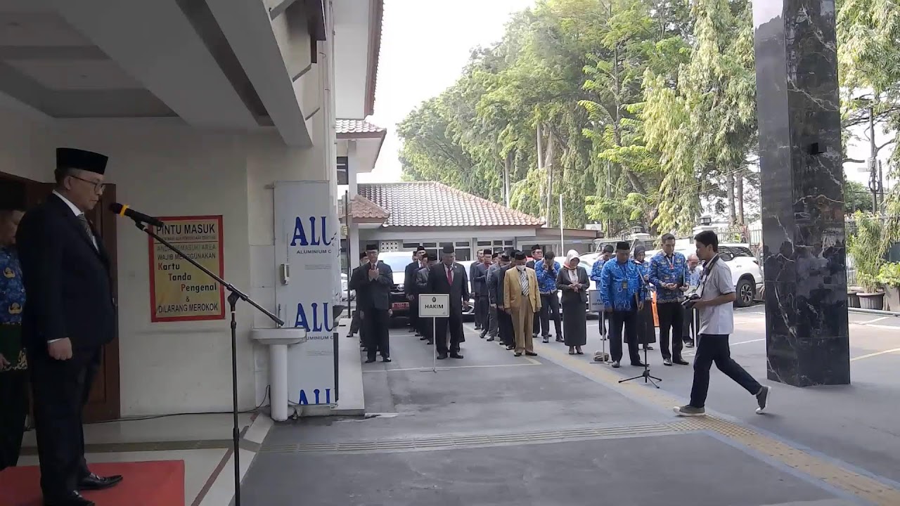 LIVE - UPACARA PERINGATAN HARI PAHLAWAN TAHUN 2023