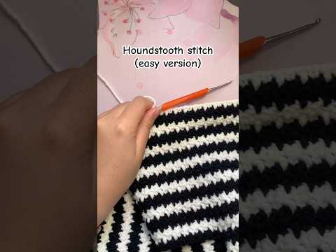 Alternating sc and dc #crochet #houndstooth