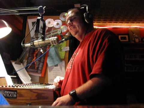 Dj Resq's first Radio show WOMM-LP 105.9 Burlington VT