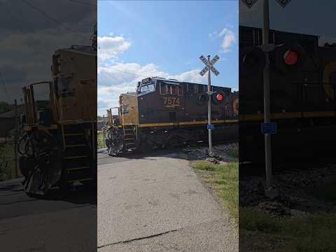 Railfanning CSX 7574 Near Vienna WV! #train #railway #railfans