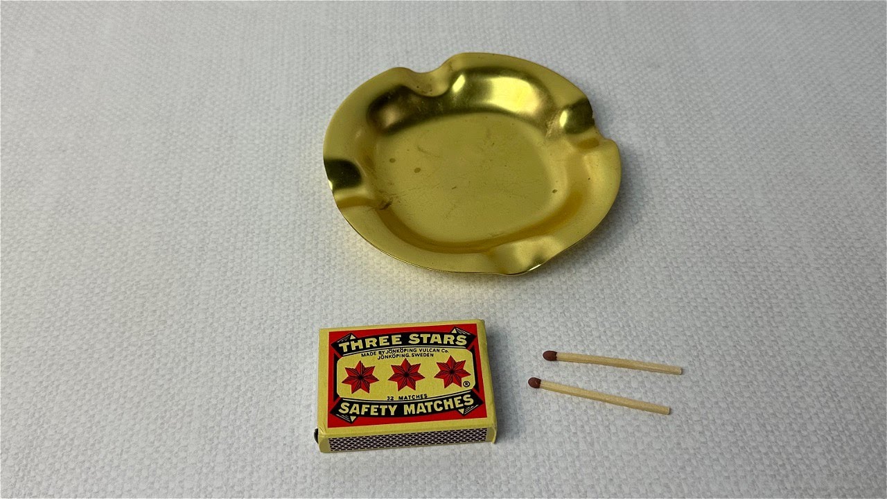 Three Stars Safety Wooden Matches - 32 Sticks per Box