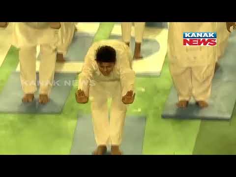 PM Modi Launches Fit India Movement In Delhi Indira Gandhi Indoor Stadium