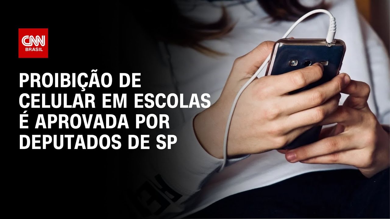 Celular na escola: quais países proíbem o aparelho em sala de aula? | CNN Brasil