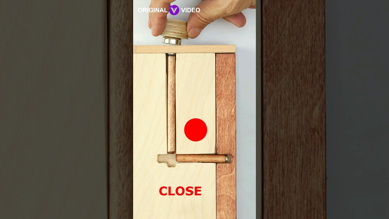 Wooden Lock & Secret Key. Simple DIY #woodworking #woodcraft #diy #woodwork