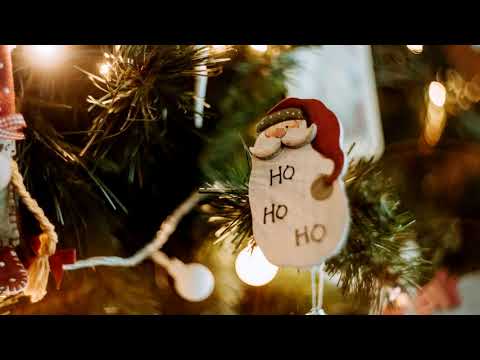 Google Pixel 4 Santa commercial (Google Pixel 4 Captures Santa) - David Phelps - Catching Santa
