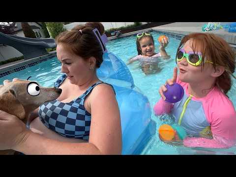 SURPRiSE BALLOON BATTLE!! Jenny's Birthday pool party with Adley Niko & Navey then ice cream cake