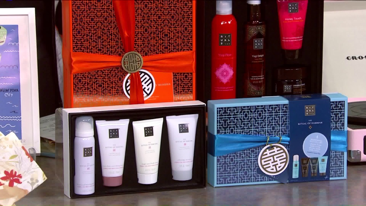 Holiday season gifts for the host and hostess