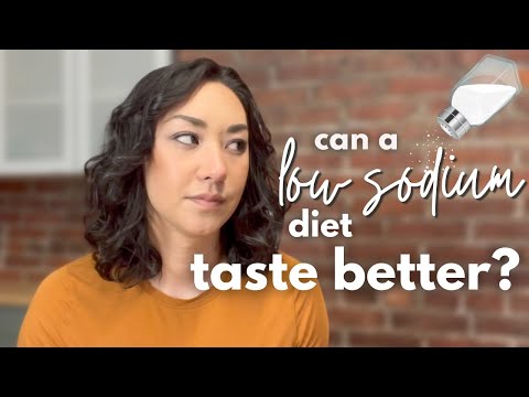 make a LOW SODIUM DIET suck a little less // tips from a dietitian