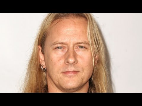 The Tragic Truth About Alice in Chains