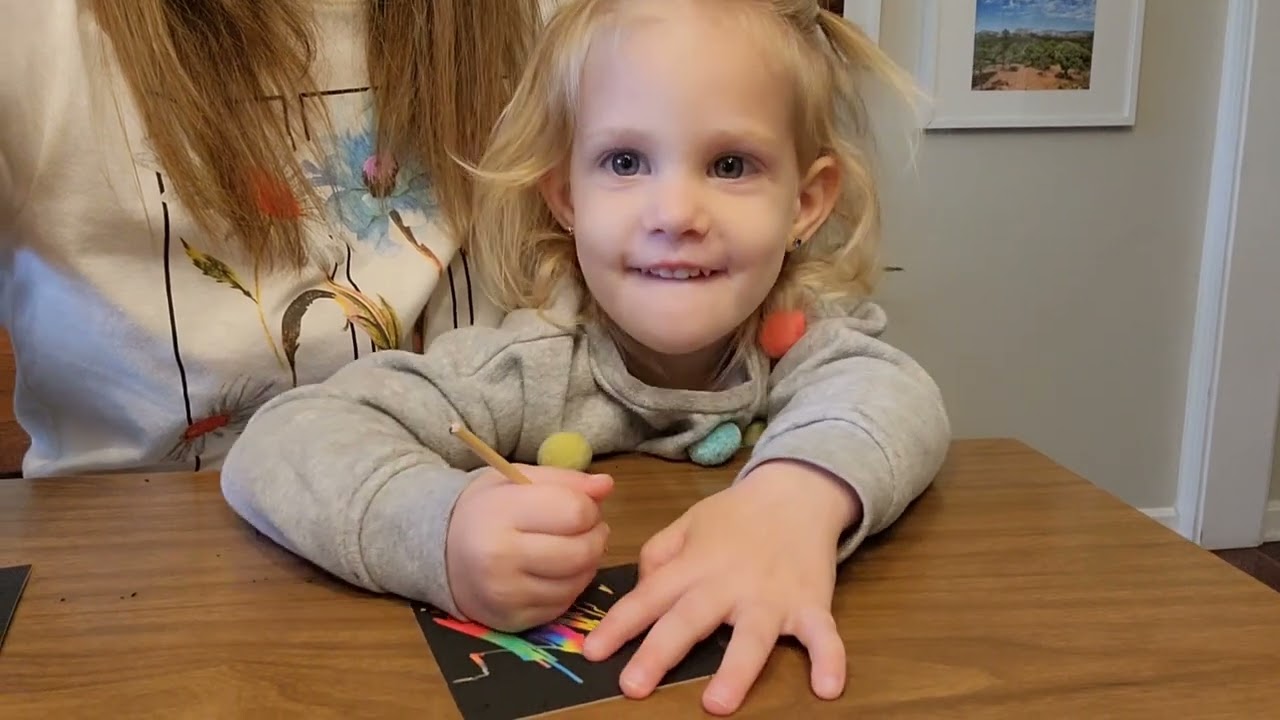 Review of ZMLM Rainbow Scratch Mini Art Notes - 125 Magic Scratch Note Pads Cards Sheets