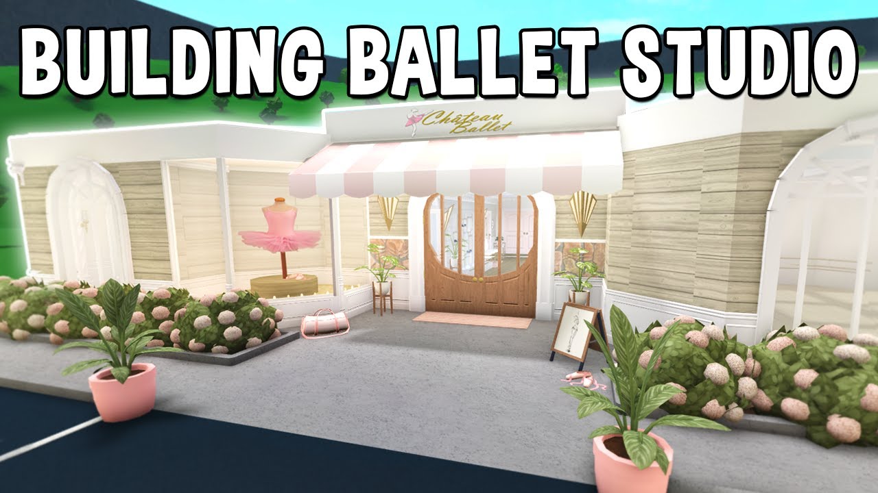 Building a BALLET STUDIO in BLOXBURG