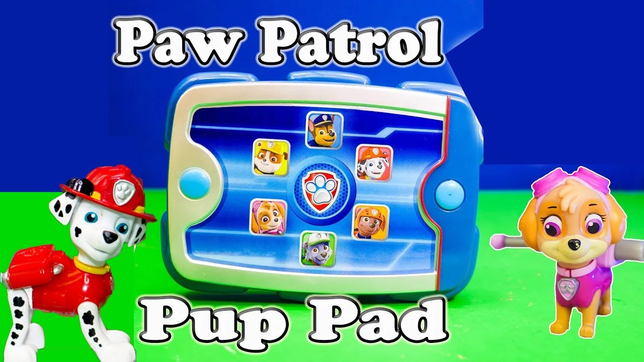 Playing with the Ryder's Paw Patrol Pup Pack Toy with Chase