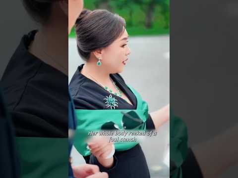 The wealthy mother-in-law smeared ash on her face to test the daughter-in-law's character.