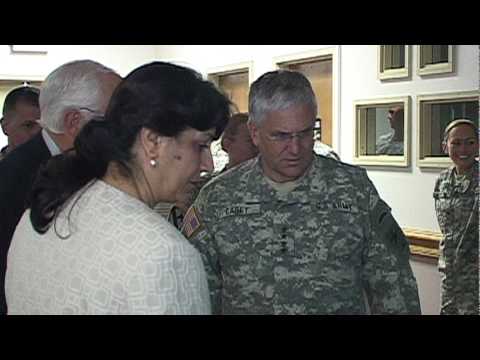Chief of Staff of the Army visits DLIFLC