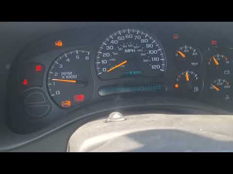 2005 Chevy Suburban startup (5-2)