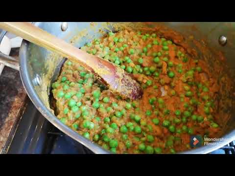 Healthy option for protein.soya granules or dry soya mince with peas recipe in English.