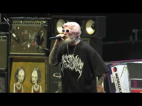Limp Bizkit’s Fred Durst And Wes Borland Unveil New Looks At First Show ...