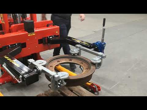 Train wheel handling with special Logiflex stacker from Logitrans