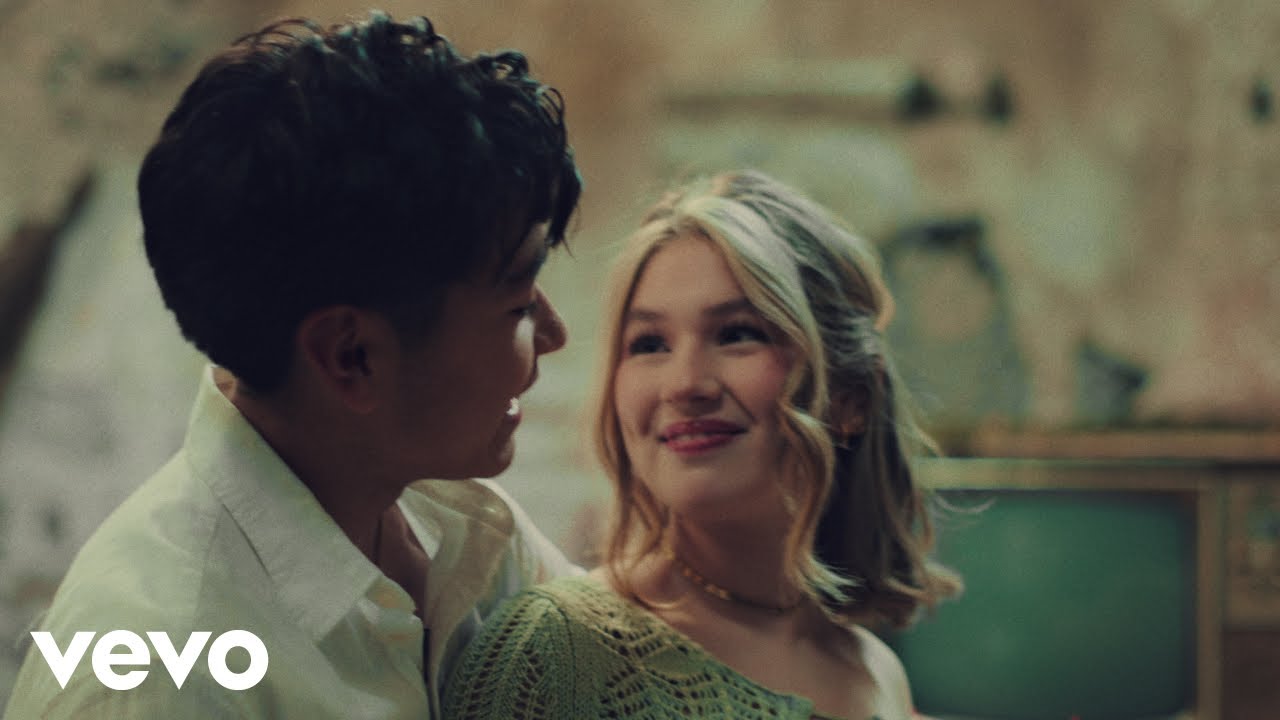 Lyrics & Translations of Perfecta by Picus | Popnable