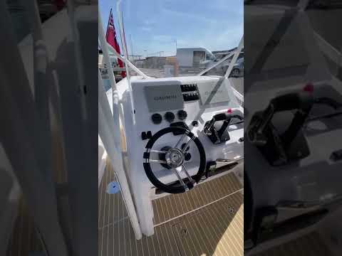 Discover the Perfect Yacht Tender: The Iguana X100 White Edition