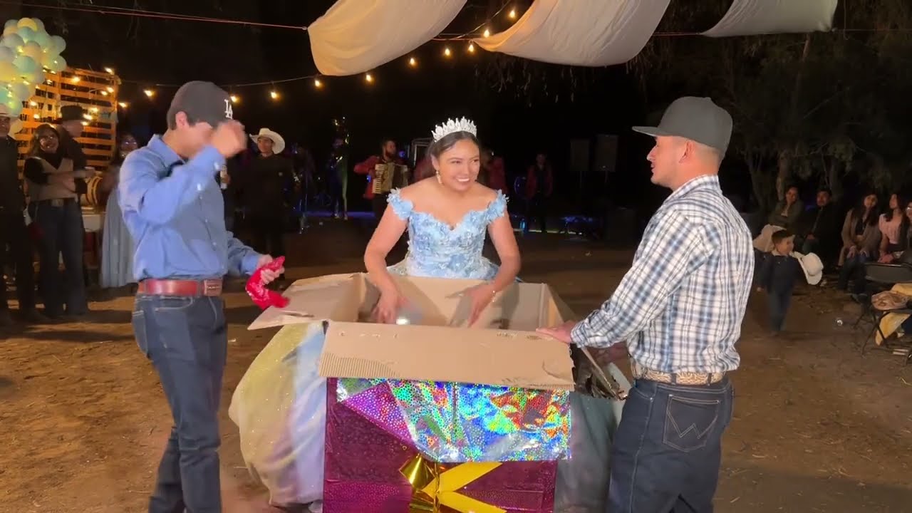 Regalo SORPRESA!!!! XV Años Azucena Gallegos. Jamaica, Valparaíso, Zac