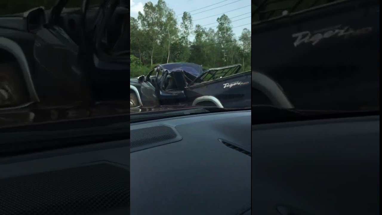 Smashed Toyota Hilux Invincibly Drives on the Road, Surely to Nearest ...