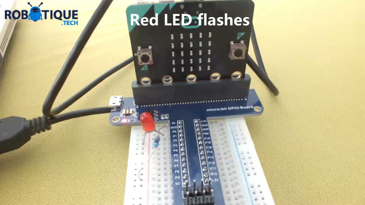 Flashing the LED with microbit