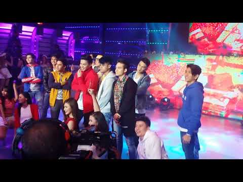 hashtag showtime
