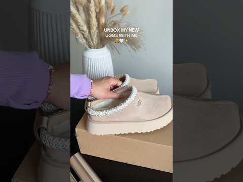 Uggs Tasman Slippers in Sand 🧸🤍✨ #uggs #unboxing