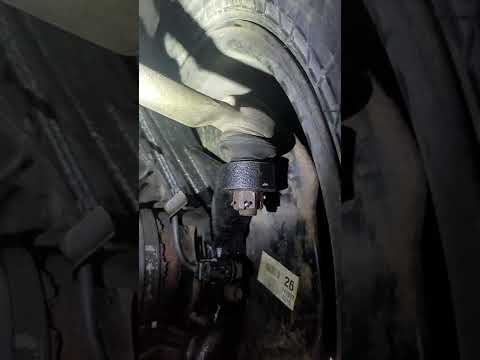 Rough Country 4inch Tacoma Lift****loose parts bro***#shorts #tacoma #roughcountrylift