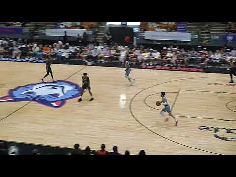 Montreal Alliance's Tavian Dunn-Martin and Abdul Mohamed sink 3-pointers vs. Saskatchewan Rattlers