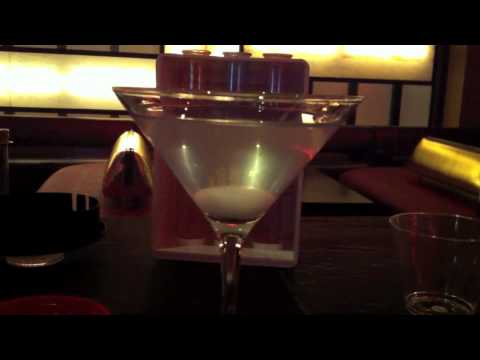 Molecular Gastronomy: Reverse Spherification: Forming The Spheres ...