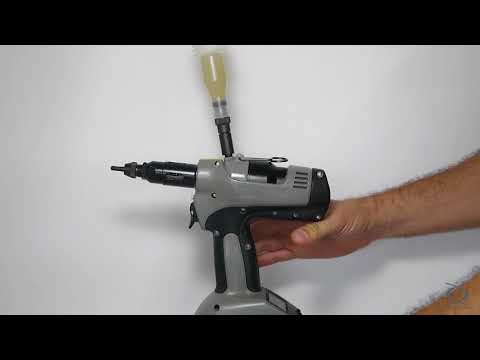 Battery tool RIVKLE® B2007 – How to purge the oil and adjust the oil level