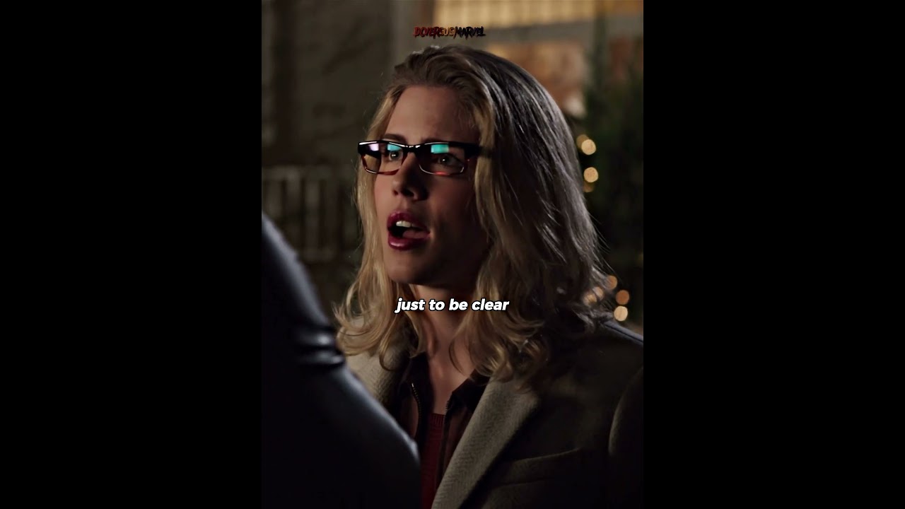 Felicity finds out that Oliver has a son #shorts
