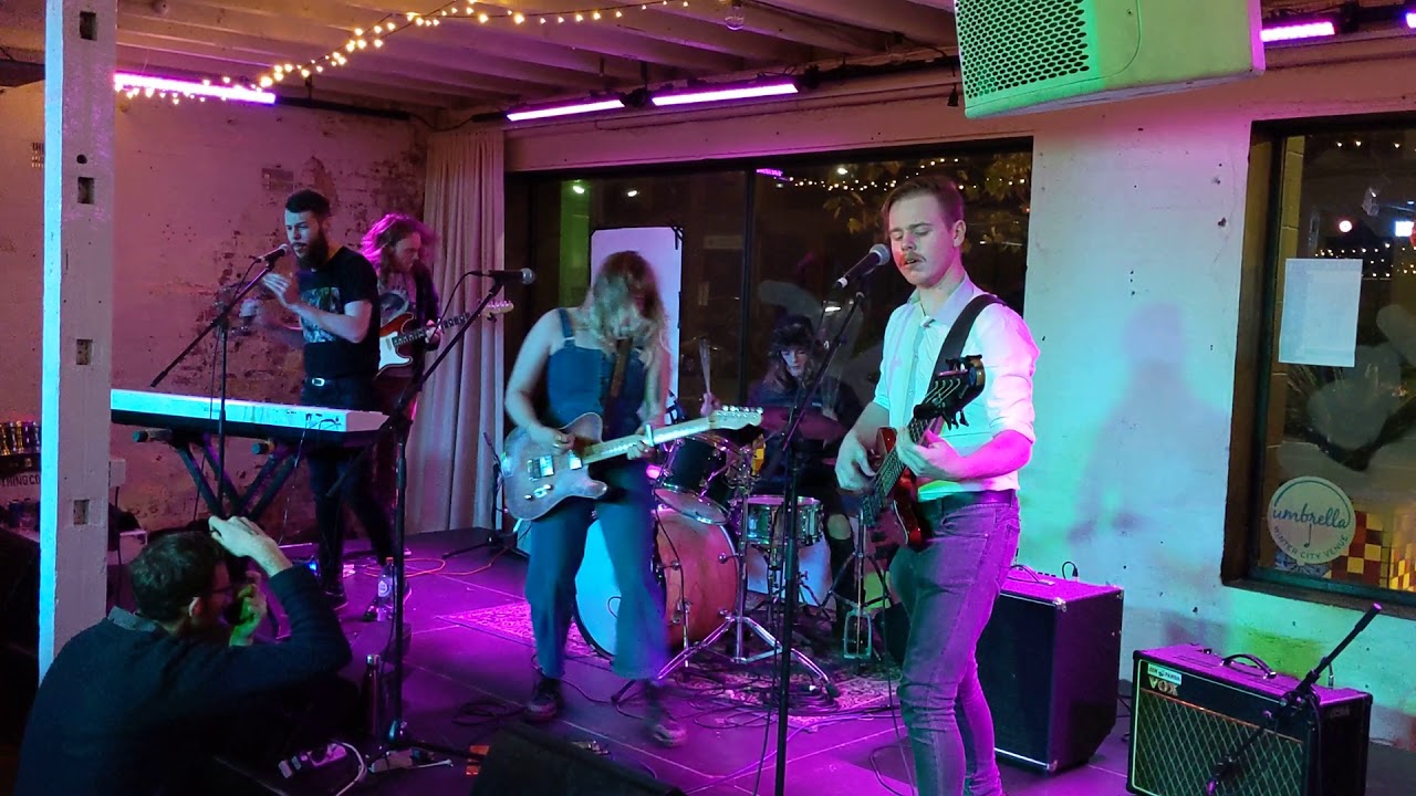 Hey Harriett - Too Fast Too Soon (Live@ Château Apollo)