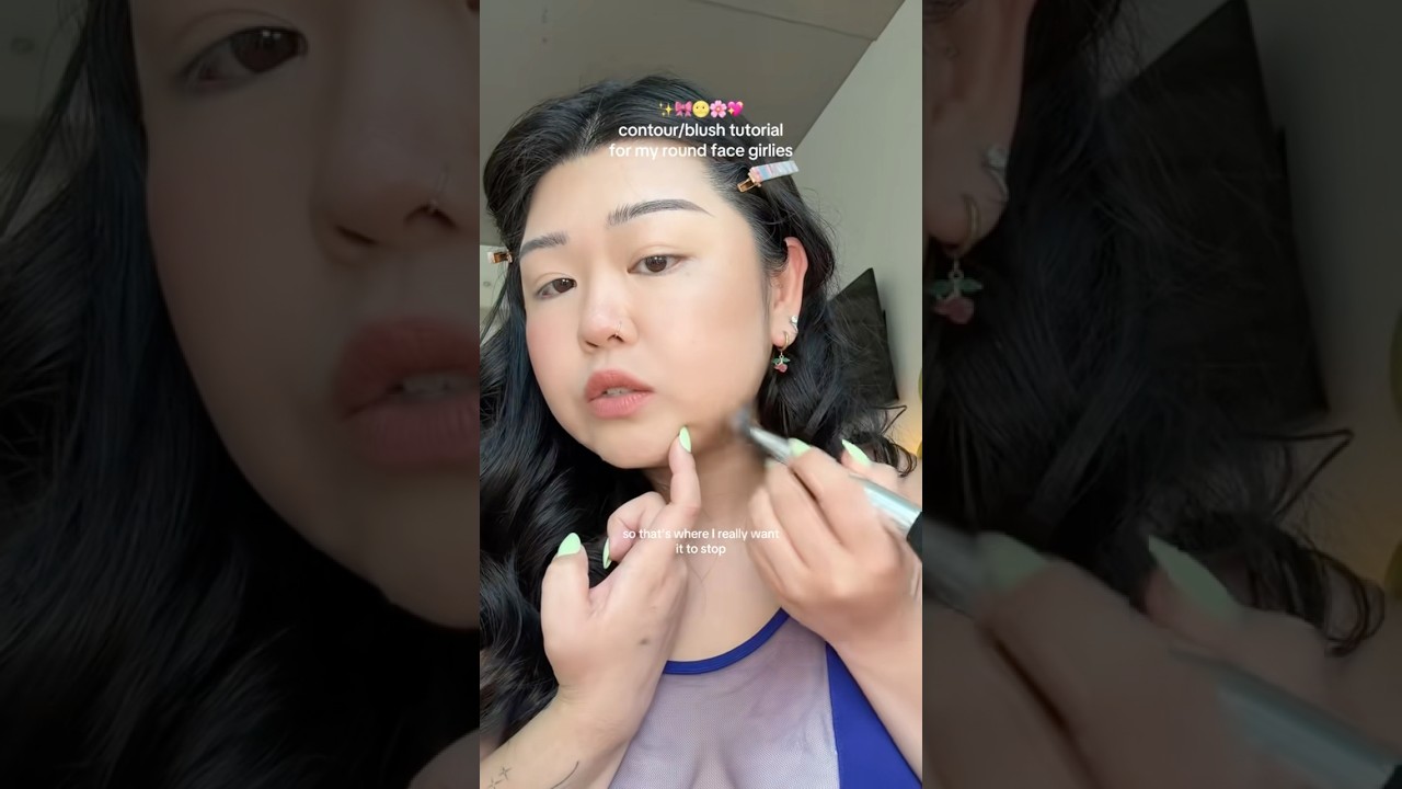 ROUND FACE CONTOUR TIPS 🌸 #makeuptips
