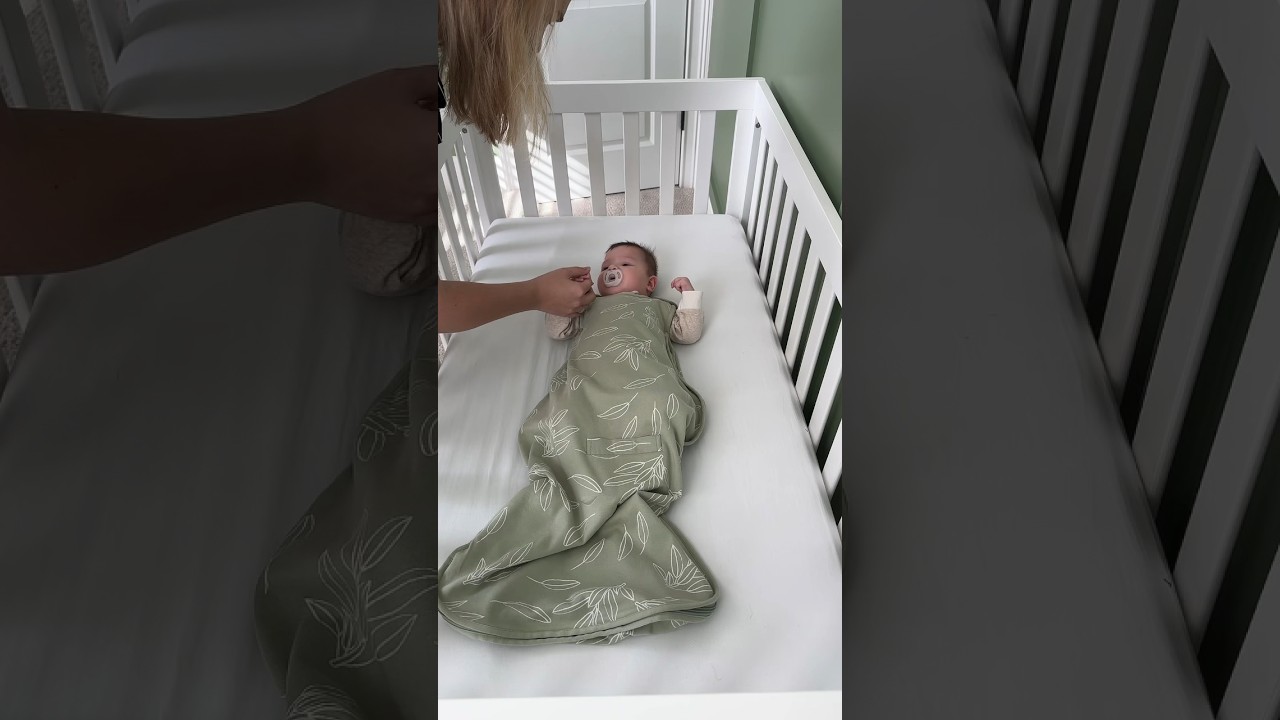 👶 Say goodbye to the hassle of constantly changing sleep sacks for your little one!