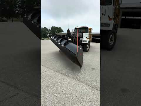 GovDeals: 2011 Western Star Trucks 4900FA