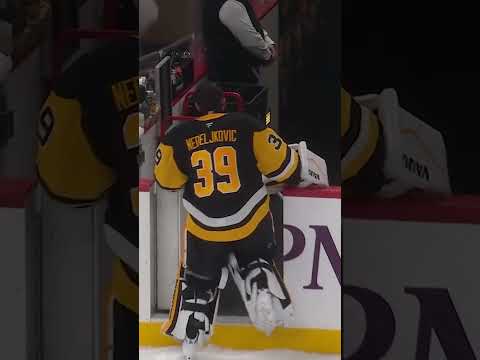 There's no rage like goalie rage 😡
