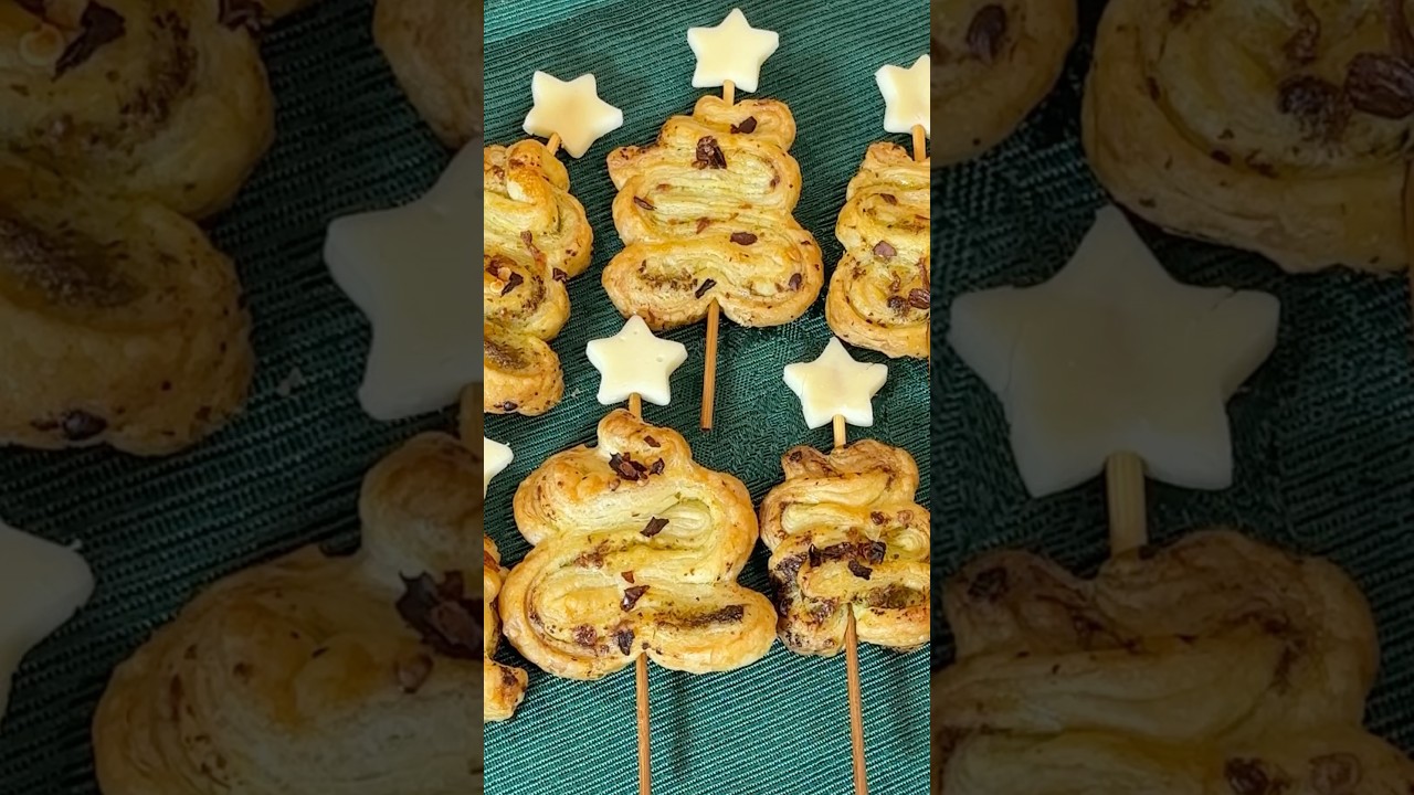 This crispy Christmas Tree is the PERFECT festive appetizer! 🎄