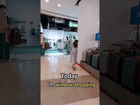 Do you like to go window shopping? let me know in the comments π¬ππ