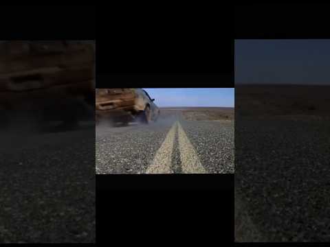 'Mad Max 2' car crash scene - Mel Gibson (1981)