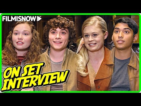 SCARY STORIES TO TELL IN THE DARK | Cast On-set Interview