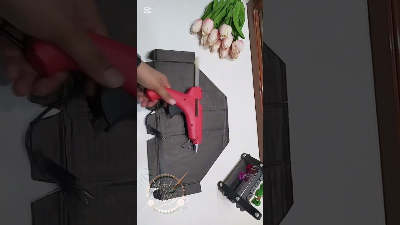 magazine holder ✨#art #artist #diy  #artfulvibes #artscraft #handmade #magzine #diycrafts #craft