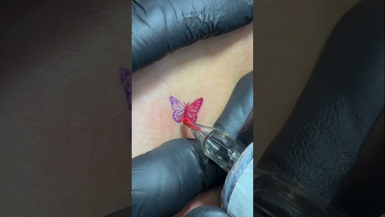 Tatuaje de amigas #tattoo #tattooartist #tattoofun #tattooideas #tattoolover