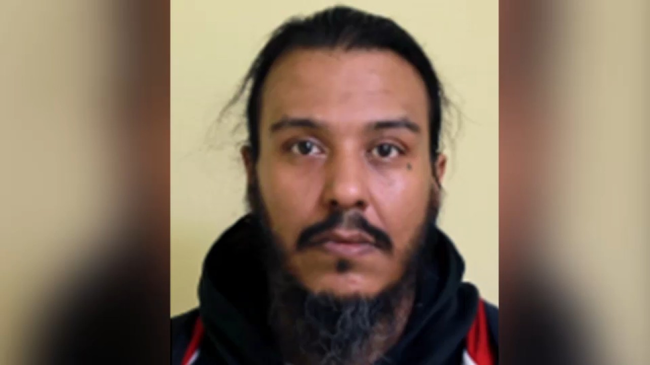 Man shot, killed by NYPD officers executing arrest warrant