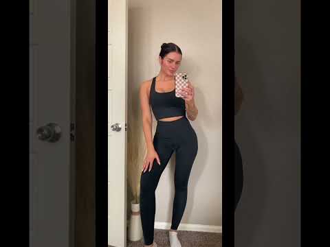 New workout set by girlfriend collective ✨ #clips #moments #yogagirl #fashion #activewear #yoga