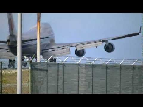 Air China Boeing 747-4J6M [B-2468] landing at LAX