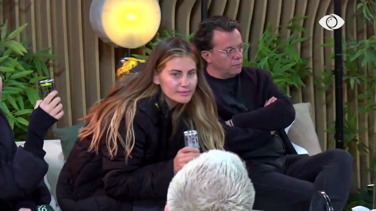 “Laert Vasili, hajde këtu se të është rrudhur bilbili”/ Gjesti debaton ...